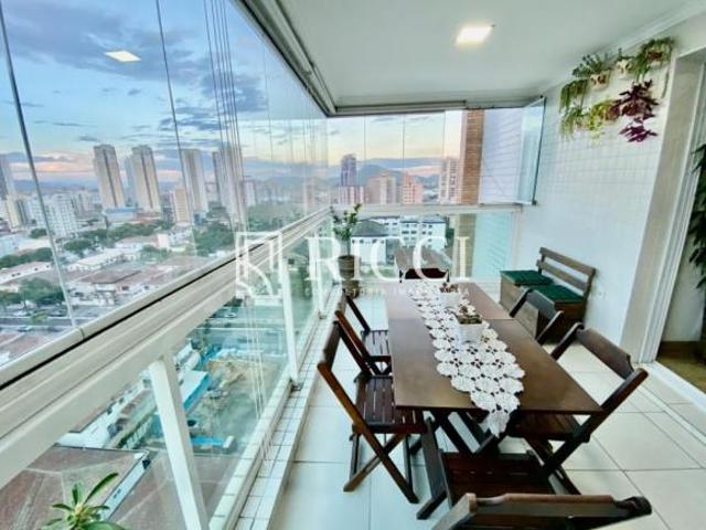 Apartamento com Varanda Gourmet à Venda na Ponta da Praia
