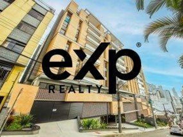Apartamento com varanda gourmet e 2 vagas no São Mateus Residencial Alfredo Lage