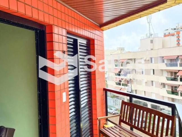 Apartamento com varanda gourmet e lazer completo a três quadras da praia | Pitangueiras Guarujá