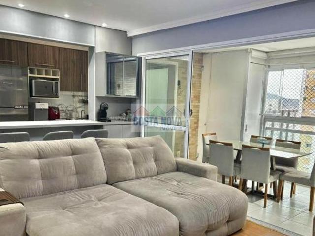 Apartamento com Varanda Gourmet e Lazer Completo na Ponta da Praia
