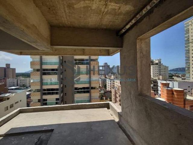 Apartamento com varanda gourmet e lazer na Enseada, Guarujá