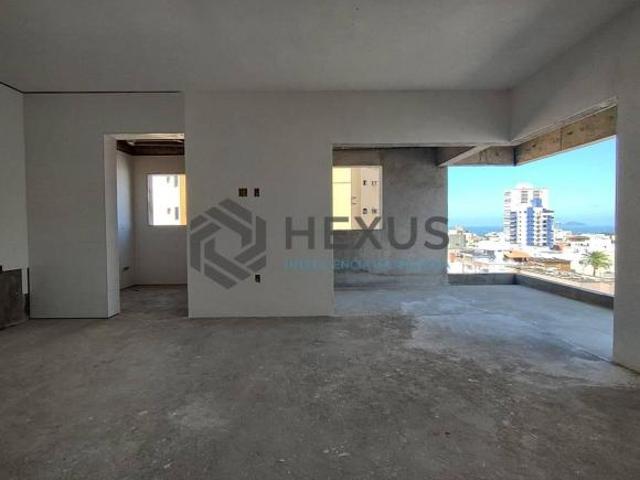 Apartamento com varanda gourmet e lazer na Enseada, Guarujá