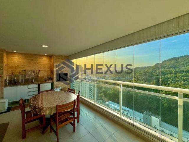 Apartamento com varanda gourmet e lazer na Praia das Asturias, Guaruja