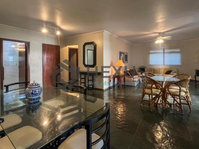 Apartamento com varanda gourmet e lazer na região da Barra Funda na Praia das Pi