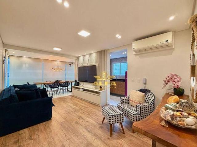 Apartamento com varanda gourmet e vista mar na Praia das Pitangueiras – Alfa Imóveis Guarujá