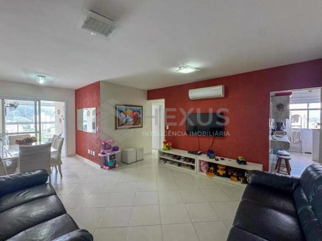 Apartamento com Varanda Gourmet e Vista para o mar na praia do Tombo, Hexus