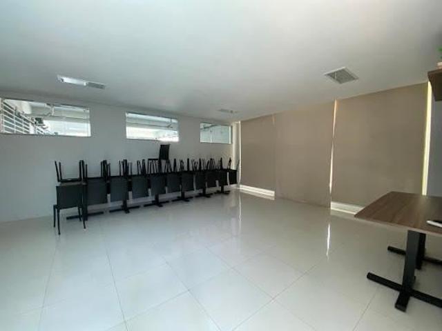 Apartamento com varanda gourmet, planejado sendo 3 dormitórios à venda, 141 m² por R$ 699.000 Cen