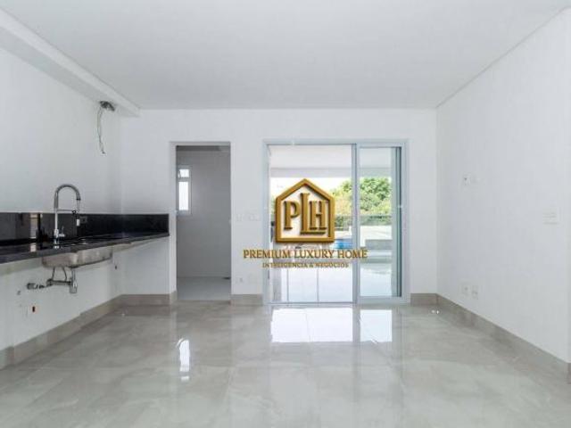 APARTAMENTO COM VARANDA GOURMET PRÓXOM AO METRÔ CARRÃO