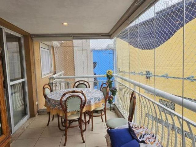 Apartamento com varanda gourmet, três suítes e três vagas a venda,próximo ao metrô Ana Rosa