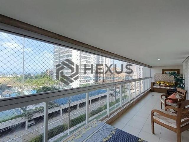 Apartamento com varanda gourmet vista mar e lazer na Enseada, Guarujá
