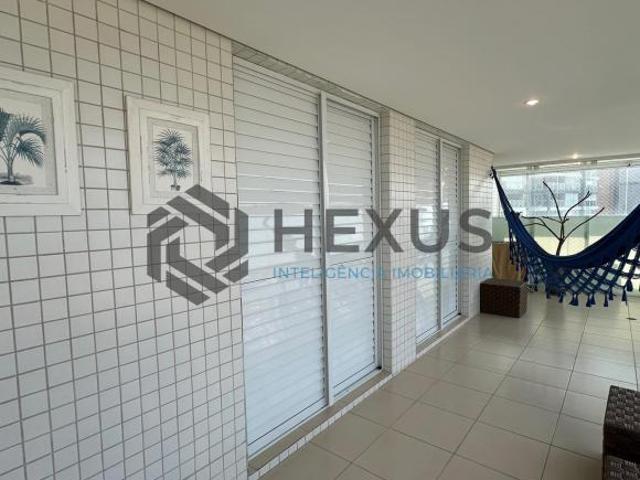 Apartamento com varanda gourmet vista mar e lazer na Enseada, Guarujá