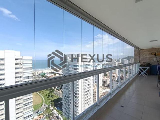 Apartamento com varanda gourmet vista mar e lazer na Enseada, Guarujá