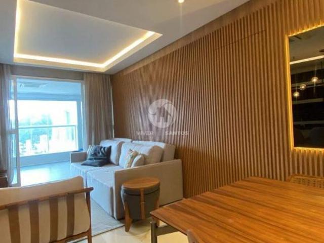 APARTAMENTO COM VARANDA GOURMET, 3 SUITES E LAZER COMPLETO NO GONZAGA
