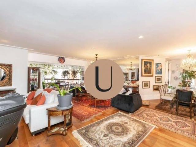Apartamento com varanda gourmet! 3 suítes, 3 vagas, lazer! Morumbi!
