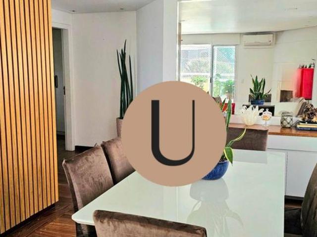 Apartamento com varanda gourmet! 4 dormitórios, 3 suítes, 3 vagas! Lazer! Vila Andrade!