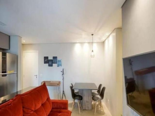 APARTAMENTO COM VARANDA GOURMET