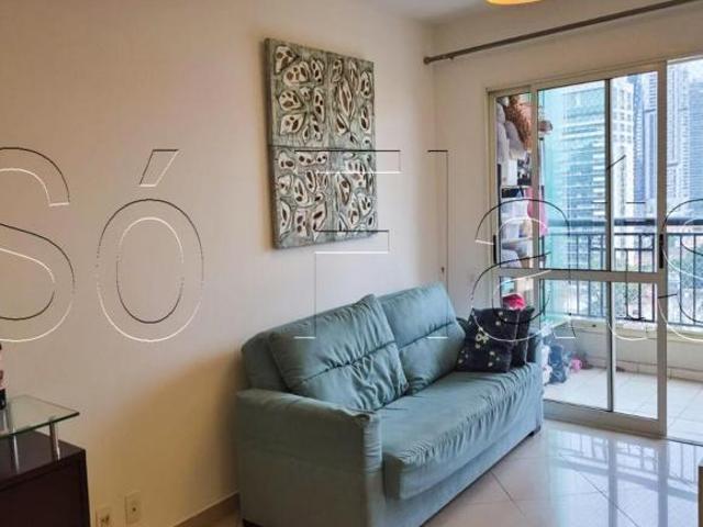 Apartamento com Varanda na Granja Julieta | 2 Dormitórios Próximo à Marginal Pinheiros