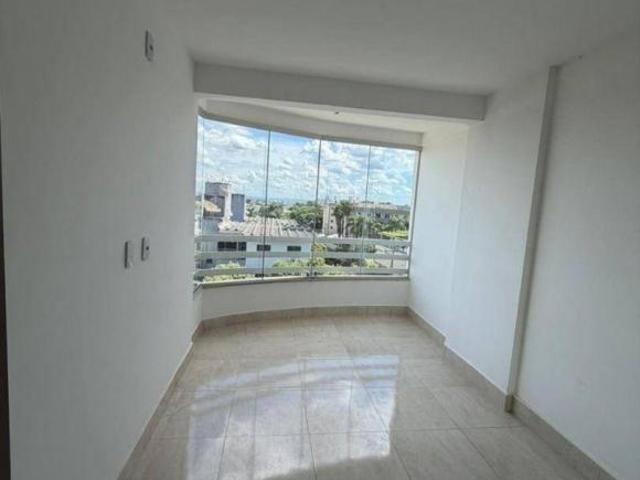 Apartamento com Varandas Integradas e Armários Premium Residence Vista Definitiva