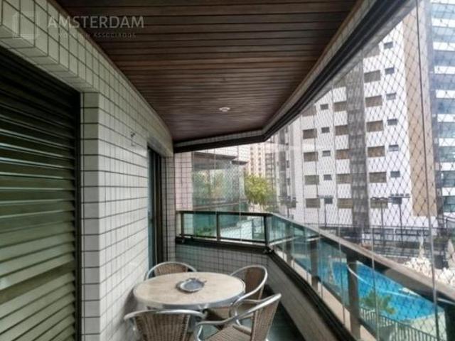 Apartamento com vista ao Mar no M6 à venda na Riviera, 3 dormitórios sendo 2 suítes, 2 vagas com 110