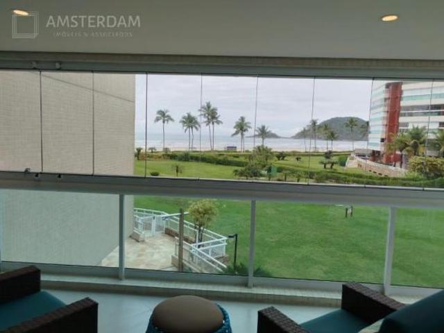 Apartamento com vista ao Mar à venda no M2 na Riviera, 3 suítes, 2 vagas com 130,00 m²
