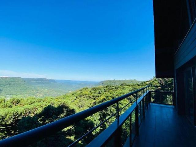 APARTAMENTO COM VISTA E 5 DORMITÓRIOS EM GRAMADO RS