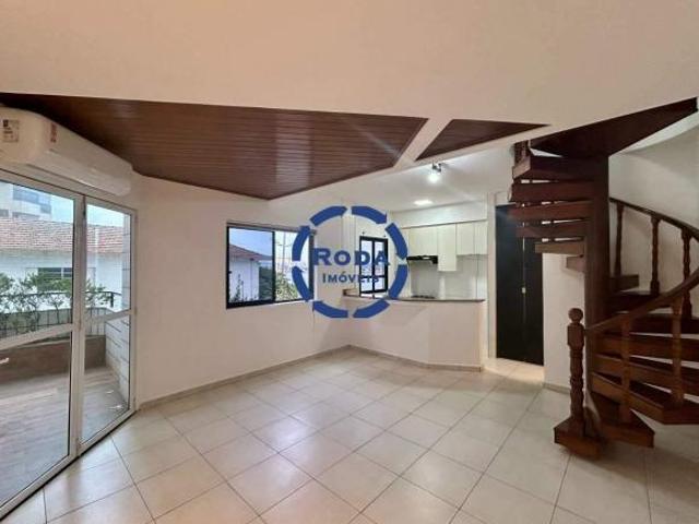 Apartamento com Vista Espetacular na Ponta da Praia – 2 Dormitórios e Lazer Completo