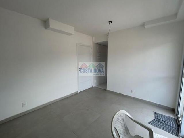 Apartamento com Vista Incrível a 500m da Praia no Marapé ? 1 Suíte e Sala Ampla