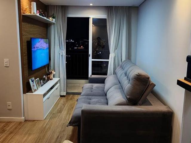 Apartamento com vista livre, 45m², 12º andar, semimobiliado, varanda e garagem