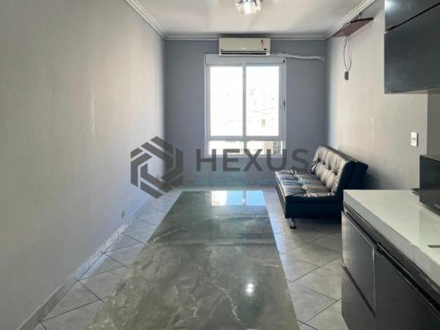 Apartamento com vista mar na beira mar da Praia das Pitangueiras, Guaruja
