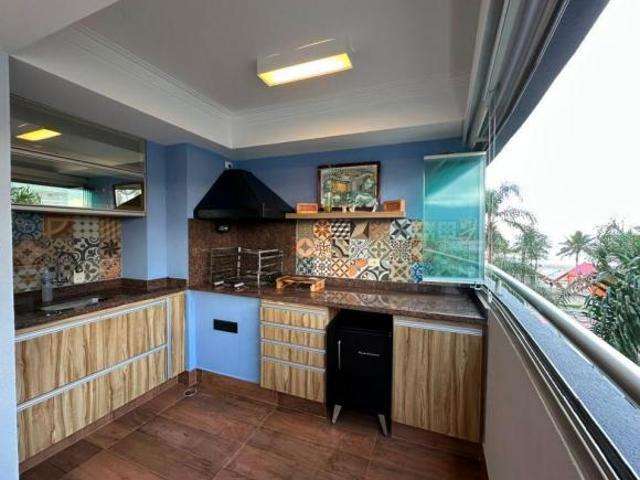 APARTAMENTO COM VISTA MAR NO CENTRO DE BERTIOGA
