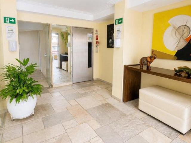 Apartamento com Vista Mar à Venda no Cheverny Jardim Três Maria Gua