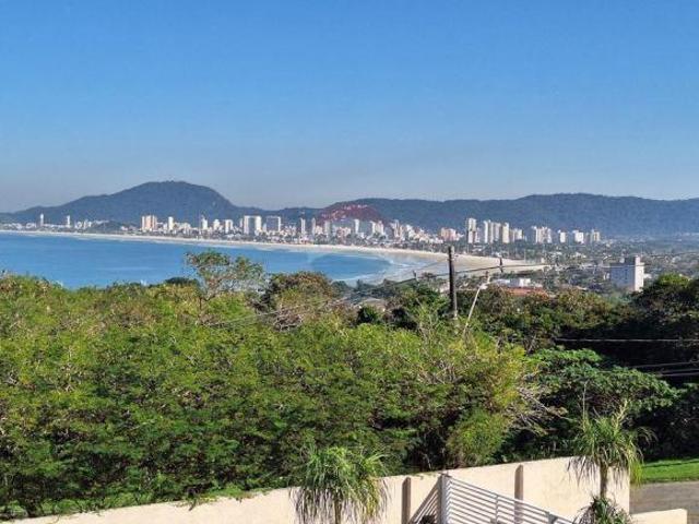 Apartamento com vista mar à venda na Enseada Guarujá
