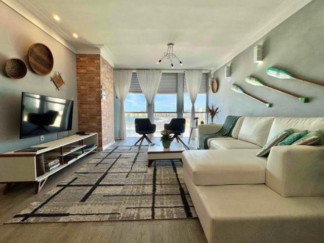 Apartamento com Vista Mar à Venda na Pitangueiras no Guarujá | QVista Intelig.