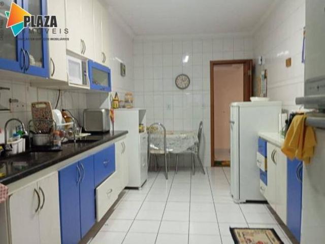 Apartamento com vista mar de 2 dormitórios no Canto do Forte, em Praia Grande