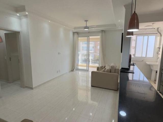 Apartamento com vista mar e lazer de resort para venda ou locação no Centro
