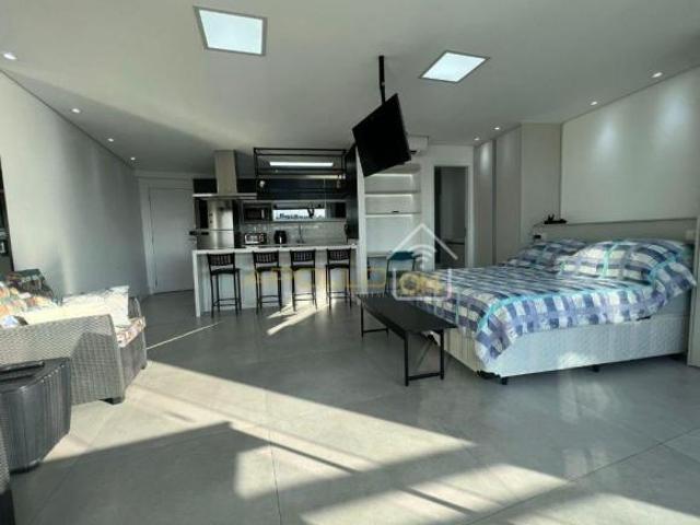 Apartamento com vista mar em Santos