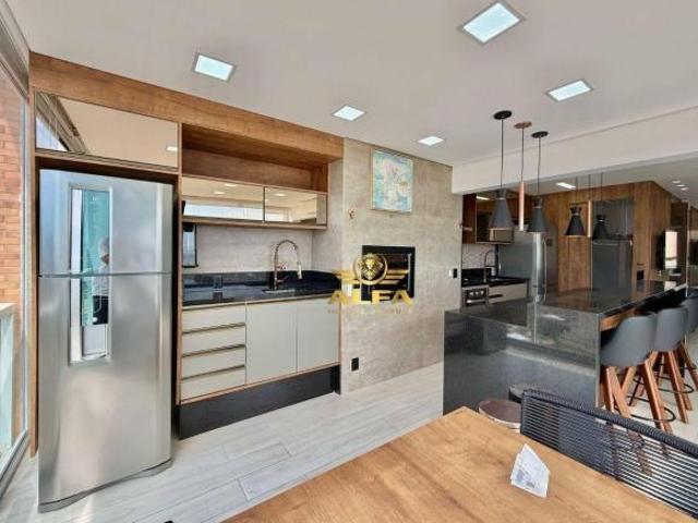 Apartamento com vista mar, varanda e 3 dormitórios na Praia da Enseada – Alfa Imóveis Guarujá