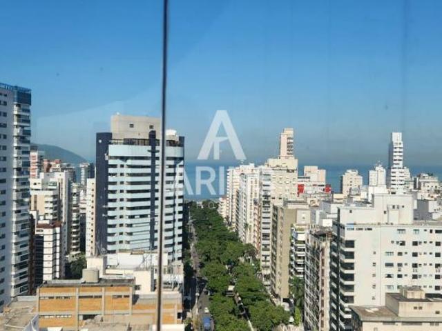 Apartamento com Vista Mar, 4 Dormitórios e 3 Vagas no Canal 3 – Santos