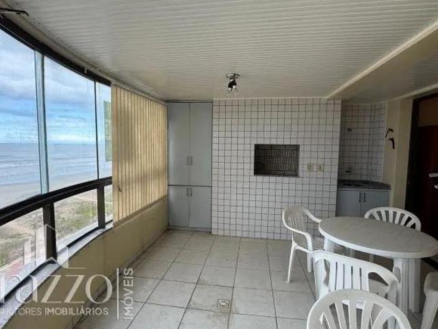 Apartamento com vista panorâmica para o mar
