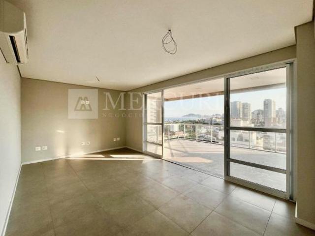 Apartamento com Vista para o Mar, 3 quartos 3 suítes à venda, 144 m² por R$ 1.400.000 Enseada
