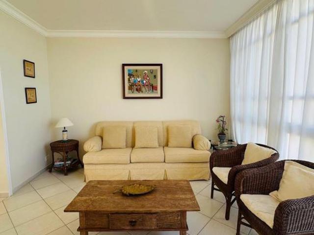 Apartamento com Vista para o Mar à Venda na Pitangueiras no Guarujá | QVista.