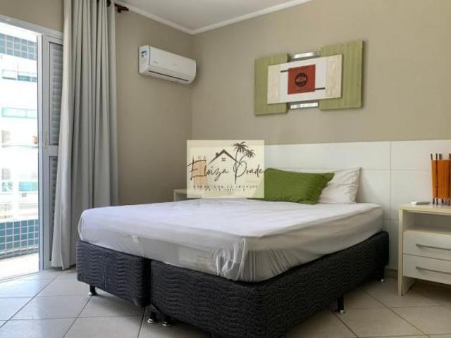 Apartamento com vista para o mar a venda em Riviera de São Lourenço com 3 dormitórios e 3 vagas para