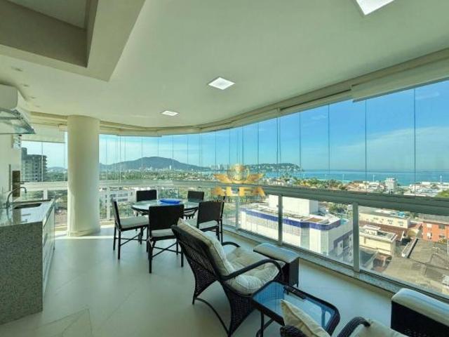 Apartamento com vista para o mar e 3 suítes na Praia da Enseada – Alfa Imóveis Guarujá