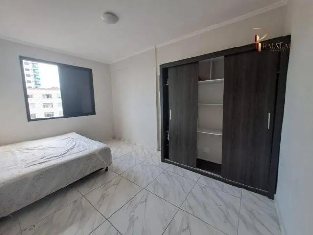 Apartamento com vista para o mar localizado na Tupi