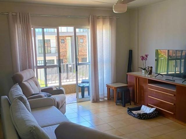 Apartamento com vista para o mar no balneário Beltrami Praia de Leste