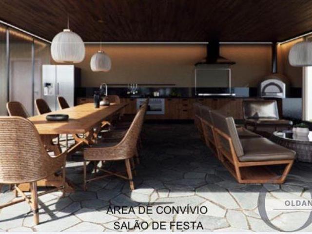 APARTAMENTO COM VISTA PARA O MAR NO PEREQUE AÇU