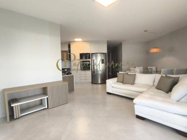 Apartamento com Vista Privilegiada | Pé na Grama | Frontal | Riviera