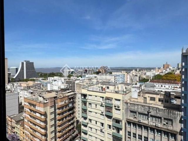 APARTAMENTO COM VISTA PRIVILEGIÁDA