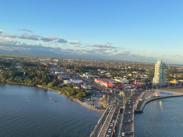 Apartamento com vista pro rio no centro de Tramandaí