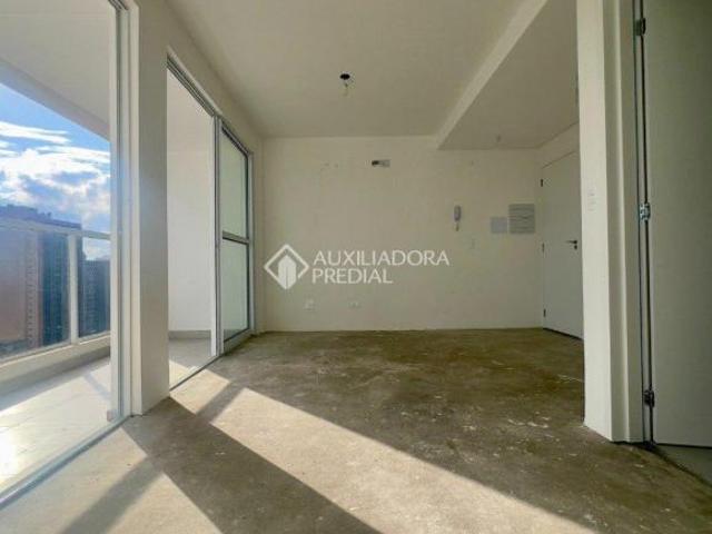 Apartamento compacto 34m² | Centro